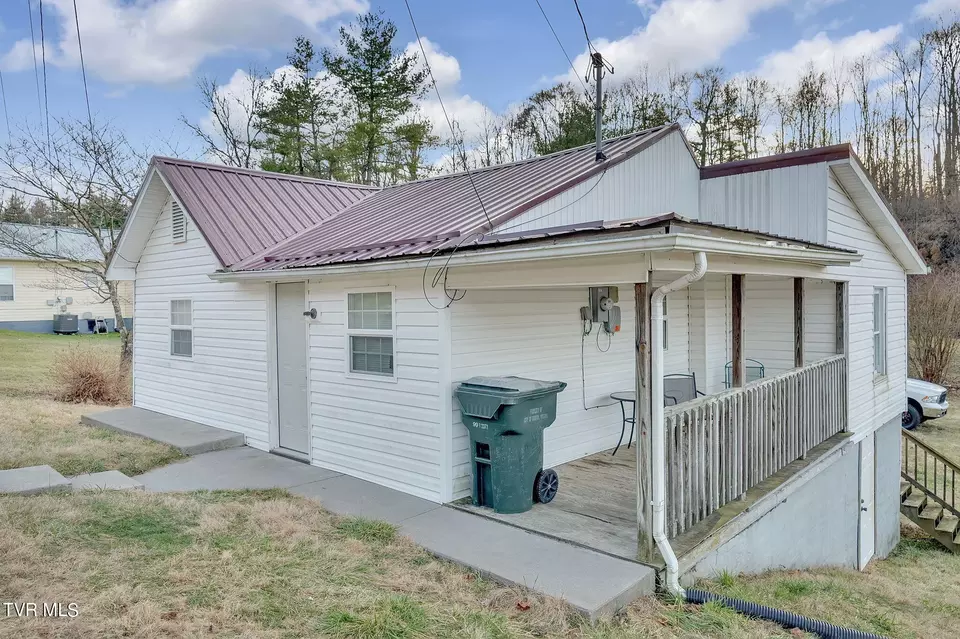 341 2nd Street Bristol Va 24201, Bristol, VA 24201 | 15 Photos - Movoto