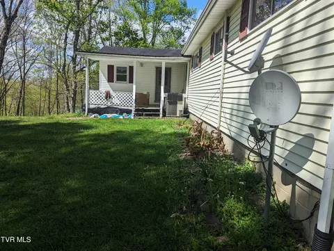 3086 Rakes Ridge Road Haysi Va 24256, Haysi, VA 24256 | 28 Photos - Movoto