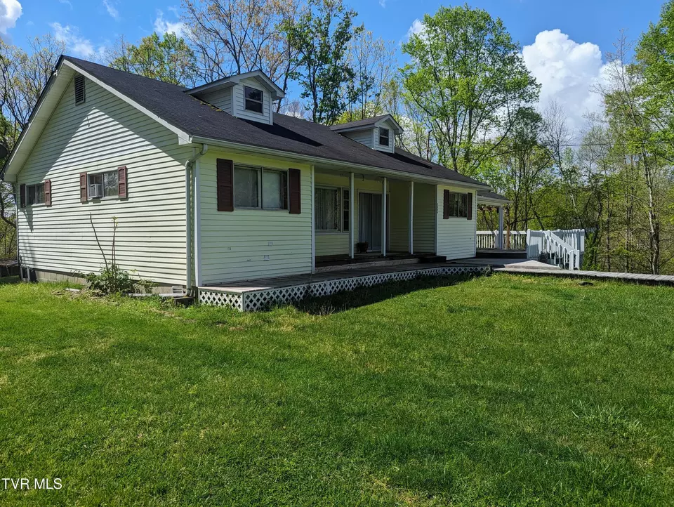 3086 Rakes Ridge Road Haysi Va 24256, Haysi, VA 24256 | 28 Photos - Movoto