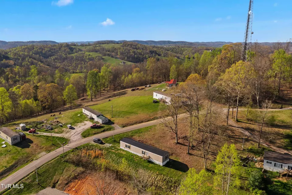 230 Cingular Drive New Tazewell Tn 37825, New Tazewell, TN 37825 | MLS ...