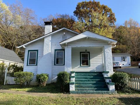 2208 James Ave, Chattanooga, TN 37415 | 6 Photos | MLS #1365015 - Movoto