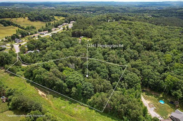 12341 Pendergrass Rd, Soddy Daisy, TN 37379 | 9 Photos - Movoto