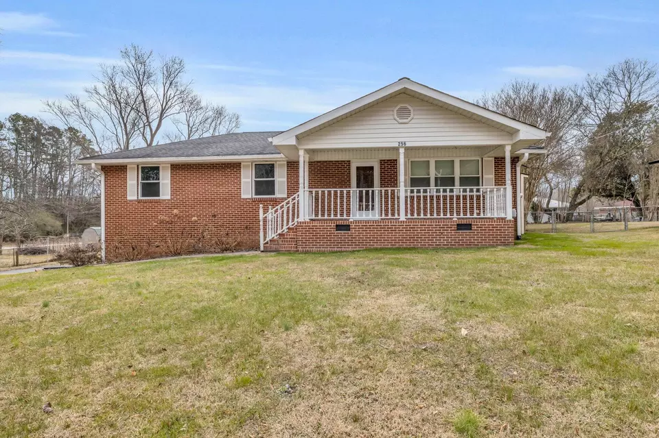 256 Hiawatha Cir, Chickamauga, GA 30707 | 28 Photos - Movoto