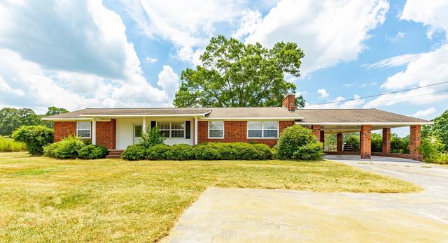 6012 Highway 95, Rock Spring, GA 30739 | MLS #1506660 | 83 Photos - Movoto