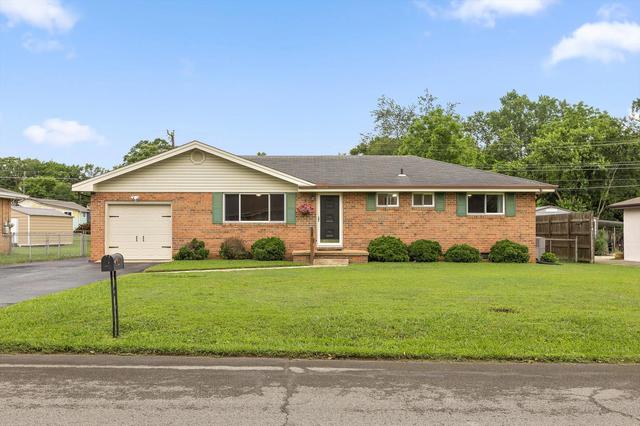 141 Greenfield Dr, Rossville, GA 30741 | MLS# 1513657 | 30 Photos - Movoto