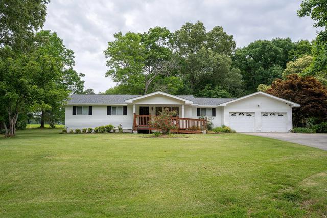 9272 Georgia 301, Trenton, GA 30752 | MLS# 1535334 | 44 Photos - Movoto