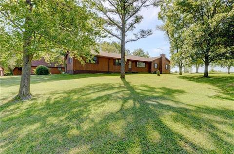 8244 SW 223rd St, Trimble, MO 64492 | 45 Photos | MLS #2401310 - Movoto