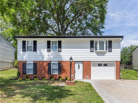 5012 NE 56th Pl, Kansas City, MO 64119 | 30 Photos | MLS #2402050 - Movoto