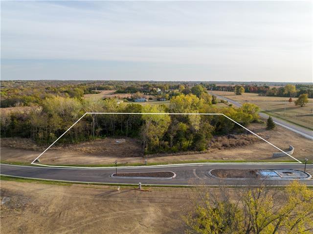 2215 Wallace Way, Stilwell, KS 66085 | 3 Photos | MLS #2403189 - Movoto