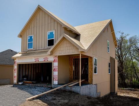 598 Beth St, Lansing, KS 66043 | 24 Photos | MLS #2410577 - Movoto