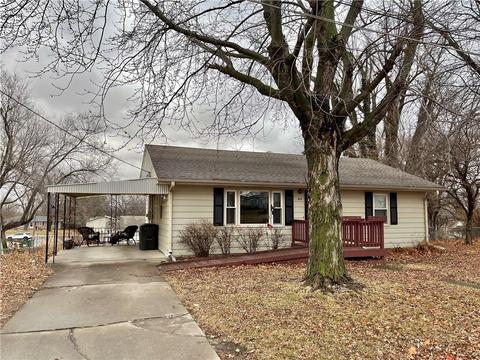 603 N 9th St, Savannah, MO 64485 | 7 Photos | MLS #2416811 - Movoto