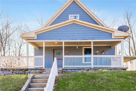 1959 Parallel Ave, Kansas City, KS 66104 | 23 Photos | MLS #2417634 ...