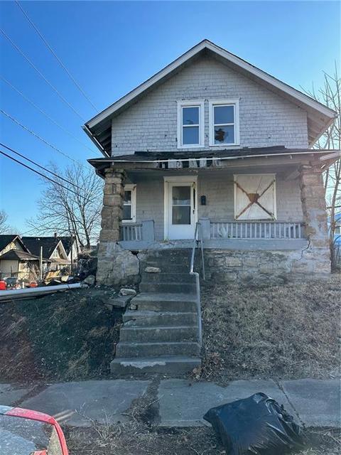 3509 E 30 St, Kansas City, MO 64130 | 17 Photos | MLS #2418885 - Movoto