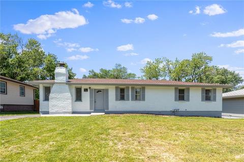 4842 N White Ave, Kansas City, MO 64119 | 34 Photos | MLS #2441845 - Movoto