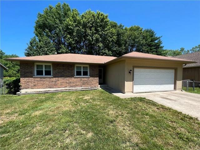 11720 Crystal Dr, Kansas City, MO 64134 | 16 Photos | MLS #2441192 - Movoto