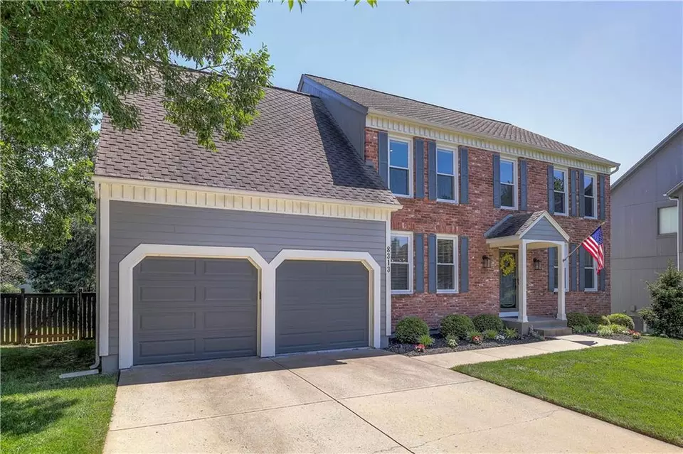 8313 W 144th Pl, Overland Park, KS 66223 | 40 Photos - Movoto