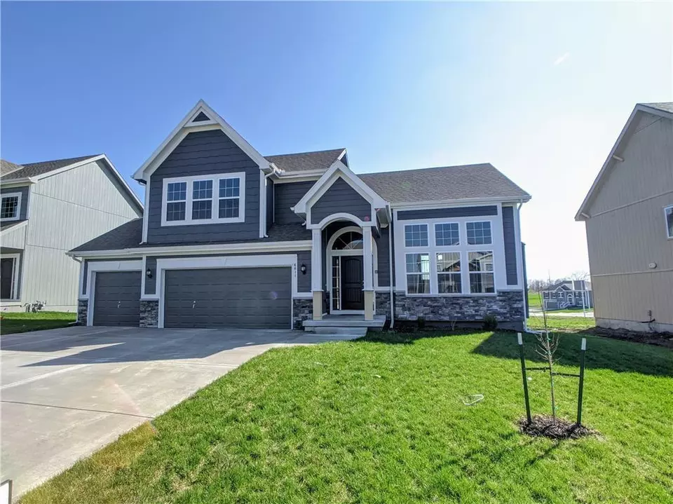 10427 N Wallace Ave, Kansas City, MO 64157 | 20 Photos - Movoto