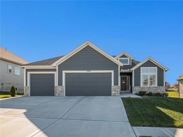 16111 Giorgia St, Parkville, MO 64152 | 21 Photos - Movoto