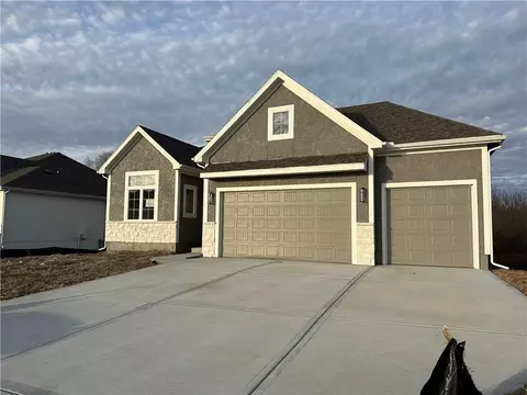 2038 SW Red Barn Ln, Lees Summit, MO 64082 | 1 photo - Movoto