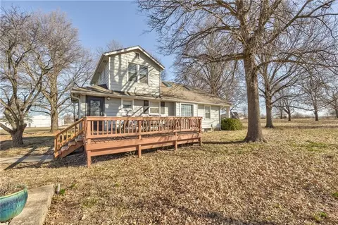 22595 155th St, Basehor, KS 66007 | 30 Photos - Movoto