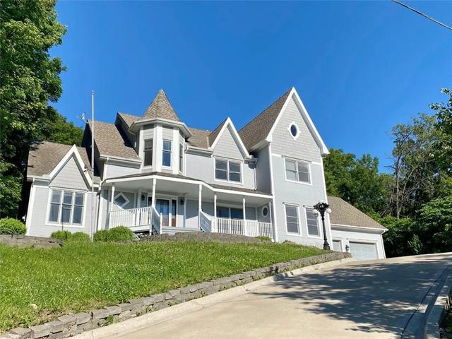 3804 Garland St, Leavenworth, KS 66048 | 31 Photos - Movoto