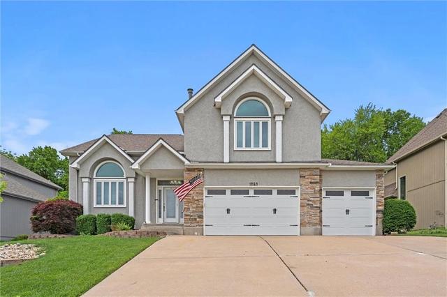 1253 SW Summit Crossing Dr, Lees Summit, MO 64081 | 32 Photos - Movoto