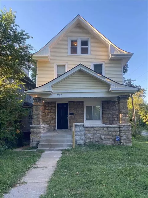 2943 Lockridge St, Kansas City, MO 64128 | 37 Photos - Movoto