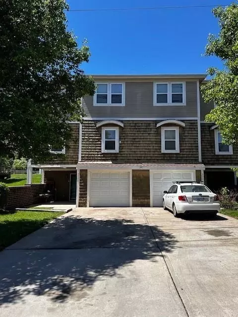 3022-3024 N 57th St, Kansas City, KS 66104 | 18 Photos - Movoto