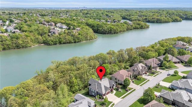 Riss Lake, Parkville Homes For Sale & Real Estate | Movoto