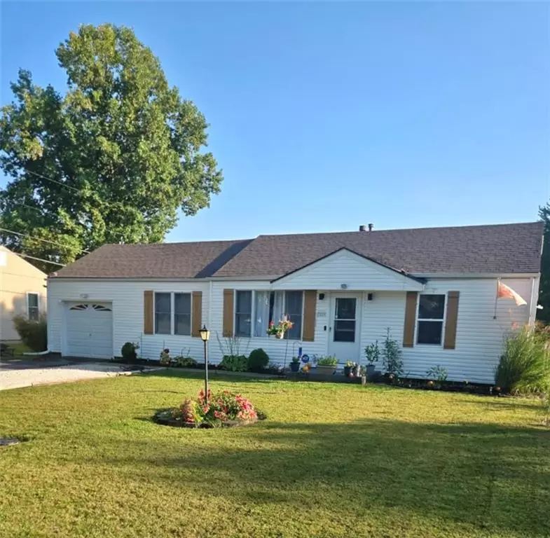 7229 Hasbrook Ave, Kansas City, KS 66111 | MLS# 2579107 | 1 photo - Movoto