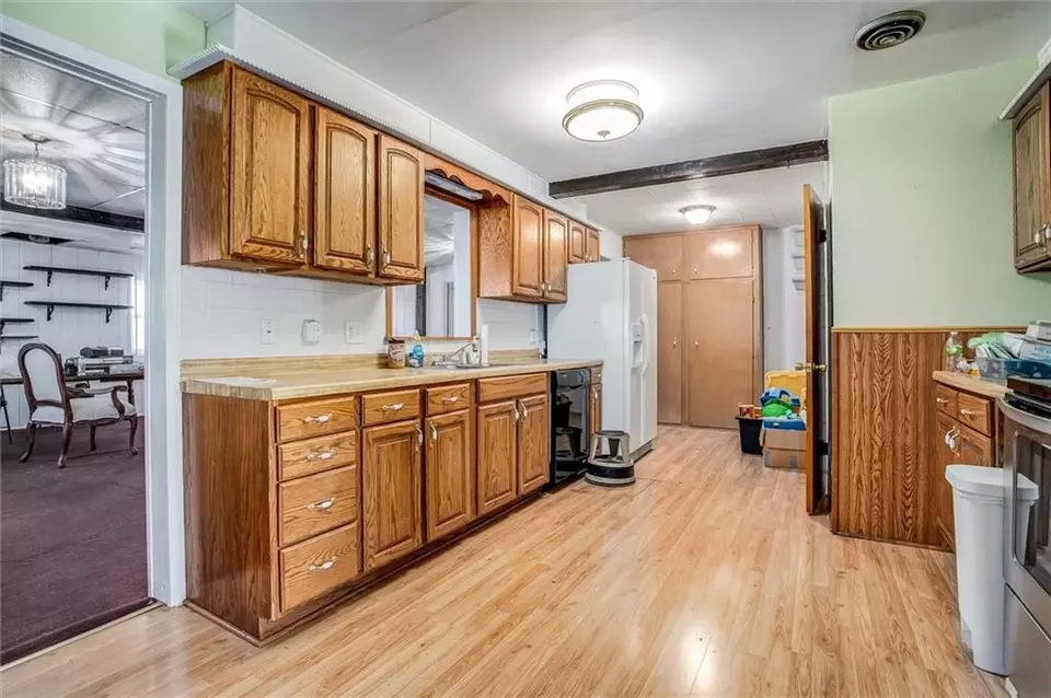 11224 W 66th Ter, Shawnee, KS 66203 | MLS# 2594898 | 28 Photos - Movoto