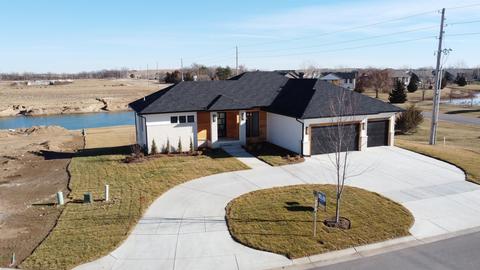 4502 N Cimarron Cir, Wichita, KS 67205 | 30 Photos | MLS #617671 - Movoto