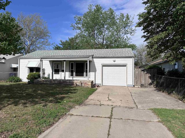 These 15 Wichita Restaurants Will Blow The Taste Buds Out Of Your Mouth