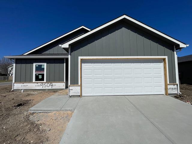 9303 E Creed St, Wichita, KS 67210 | MLS# 653817 | 36 Photos - Movoto