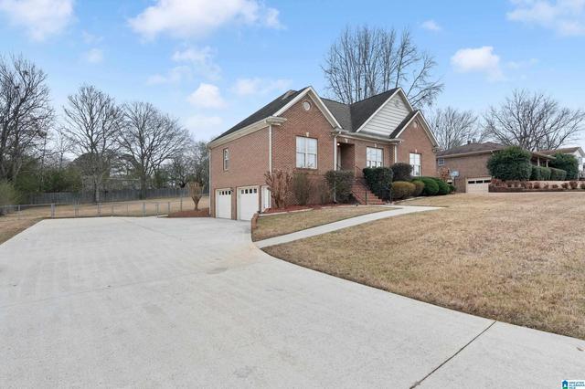 1056 Sunny Dell Ln, Bessemer, AL 35023 | 42 Photos - Movoto