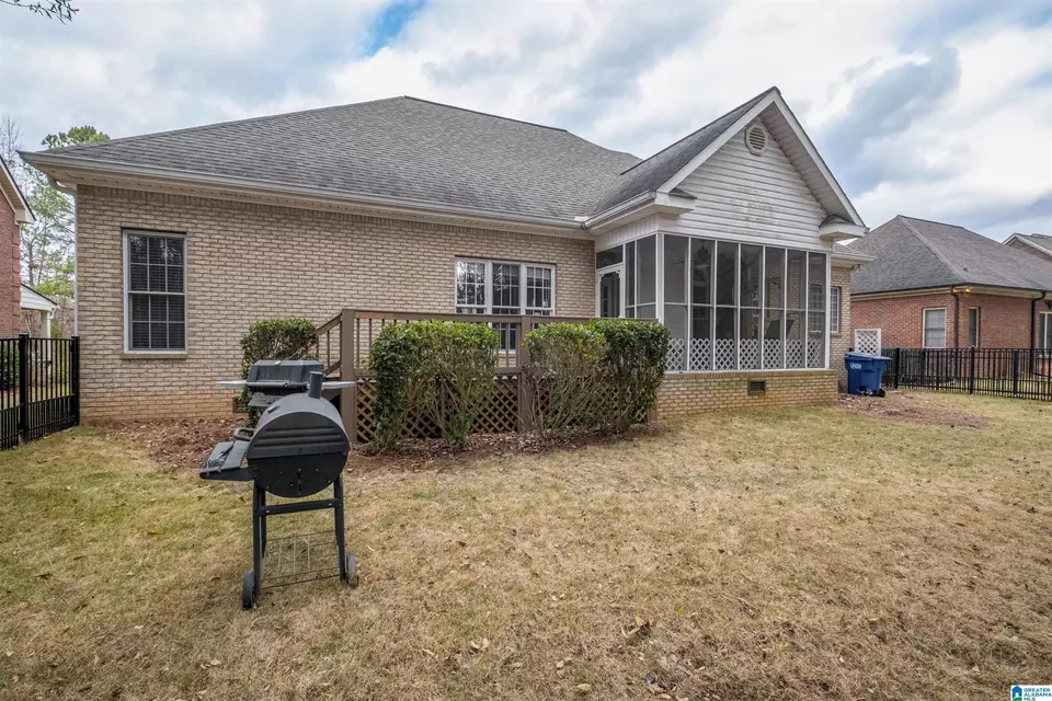 535 York Imperial Trl, Oxford, AL 36203 | 24 Photos - Movoto