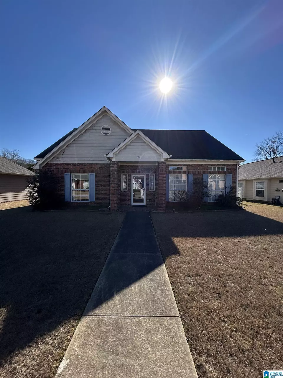 123 Braxton Way, Pelham, AL 35124 | MLS# 21439218 | 14 Photos - Movoto