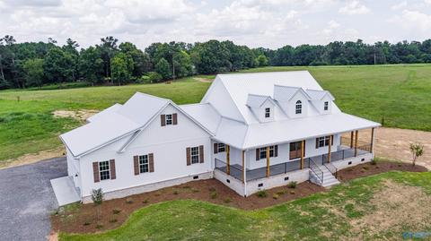 1466 County Road 24, Crossville, AL 35962 | 44 Photos | MLS #1805506 ...
