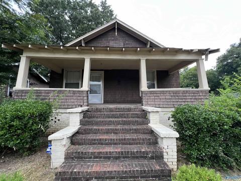 213 8th Ave SW, Decatur, AL 35601 | 48 Photos | MLS #1816849 - Movoto