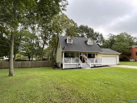 1236 3rd St, Arab, AL 35016 | 23 Photos | MLS #1817454 - Movoto