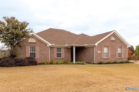 120 Kings Cross Dr, Madison, AL 35758 | 32 Photos | MLS #1821168 - Movoto