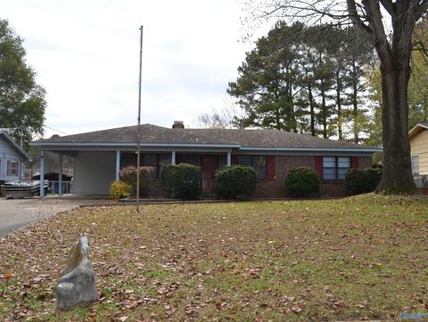 603 Blaine Dr, Decatur, AL 35603 | 29 Photos | MLS #1822305 - Movoto