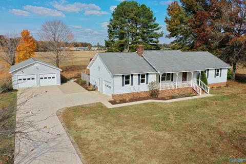 25521 Capshaw Rd, Athens, AL 35613 | 19 Photos | MLS #1822433 - Movoto