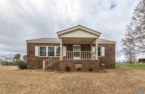 324 Eleven Forty Rd, Grant, AL 35747 | 28 Photos | MLS #1828715 - Movoto