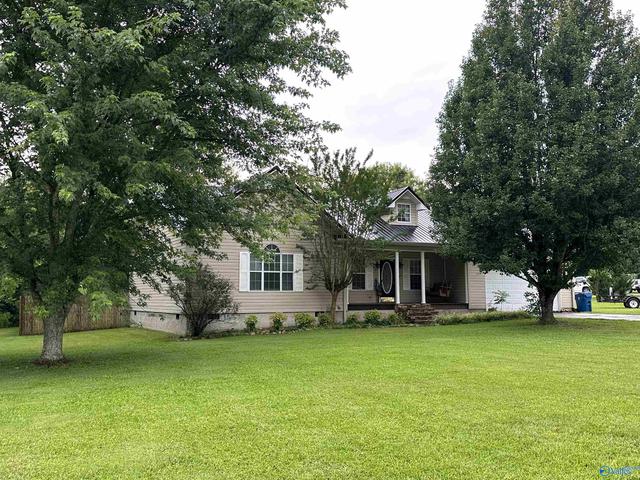 3805 Highpoint Rd, Albertville, AL 35950 | 34 Photos - Movoto