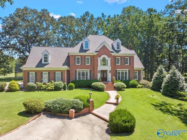 1855 Martha Ln, Arab, AL 35016 - Movoto