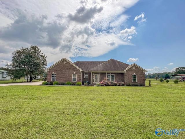 19660 Sherry Conn Ln, Tanner, AL 35671 | 38 Photos - Movoto