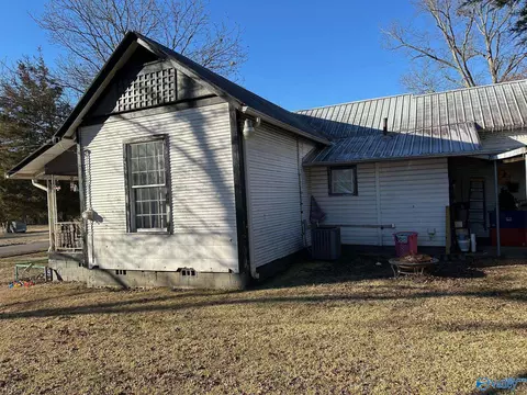 16 W Wilkinson Ave, Gadsden, AL 35904 | 33 Photos - Movoto