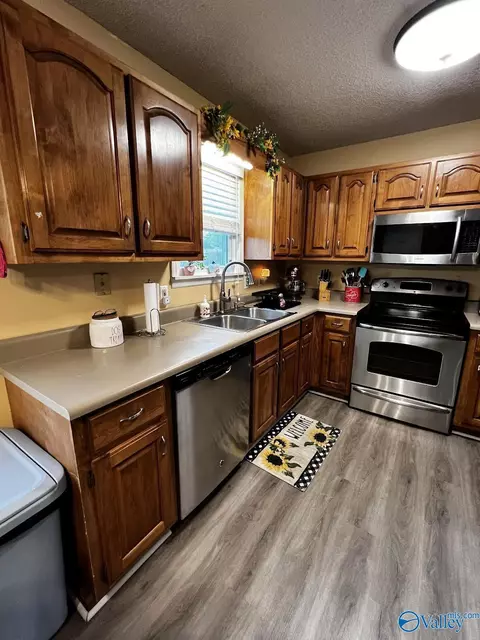 813 Nance Ford Rd, Hartselle, AL 35640 | 19 Photos - Movoto