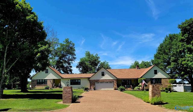1053 Old Cullman Rd, Arab, AL 35016 | 38 Photos - Movoto